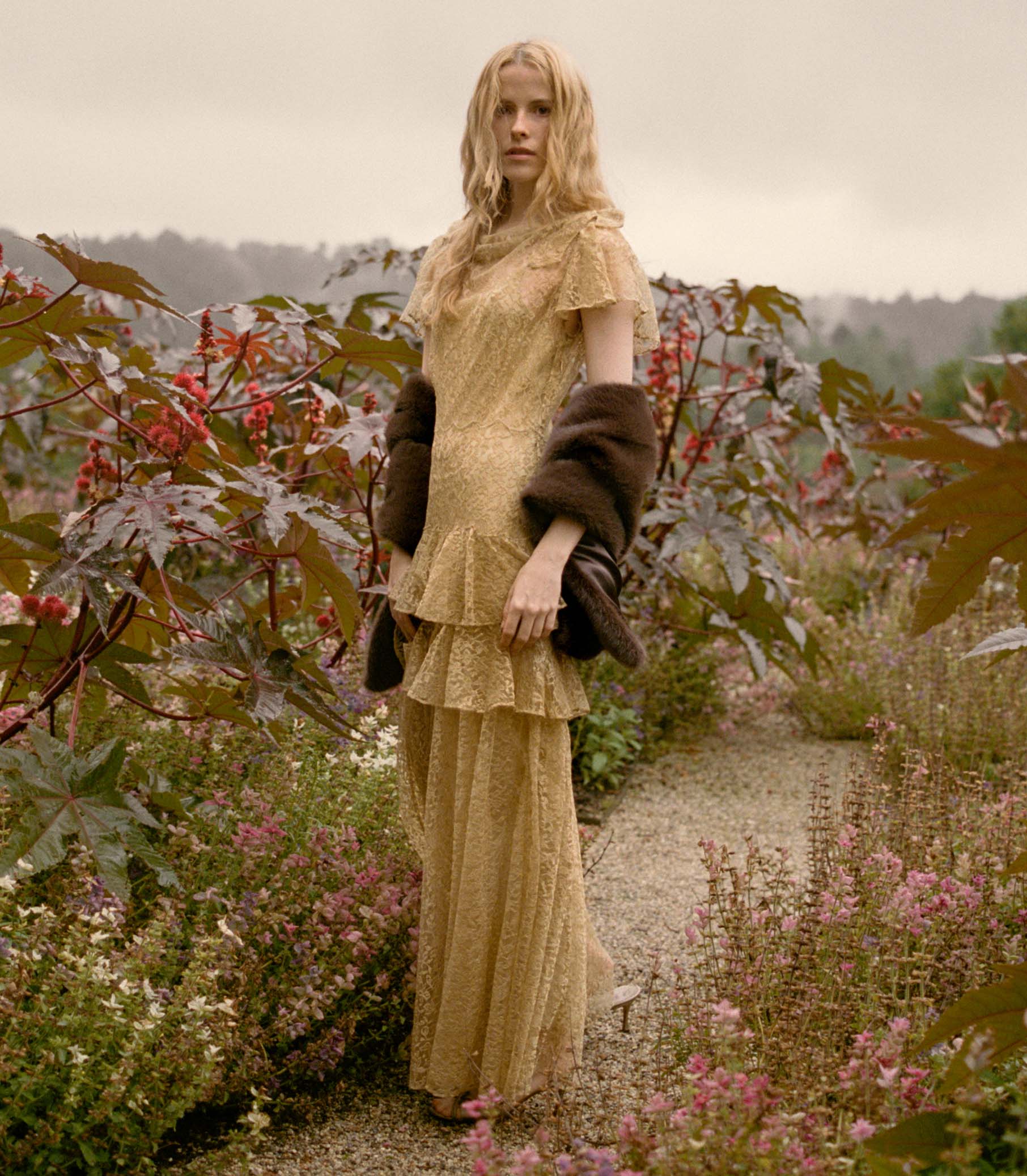 Garbo Dress - Burnished Gold Lace | DÔEN