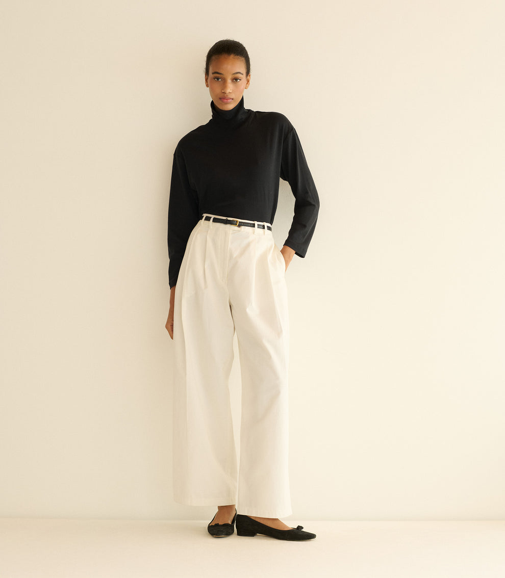 Hawthorn Turtleneck - Black | DÔEN