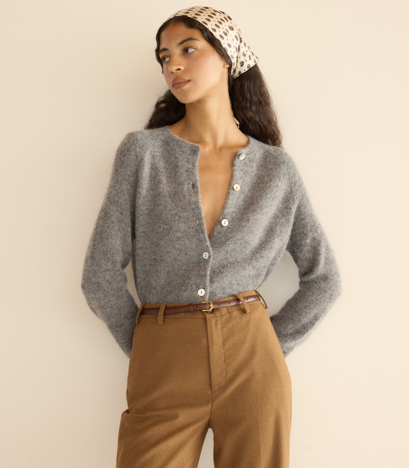 Petra Cardigan - Dark Heather Grey | DÔEN